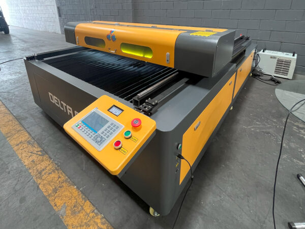 Laser L1325 - Delta CNC