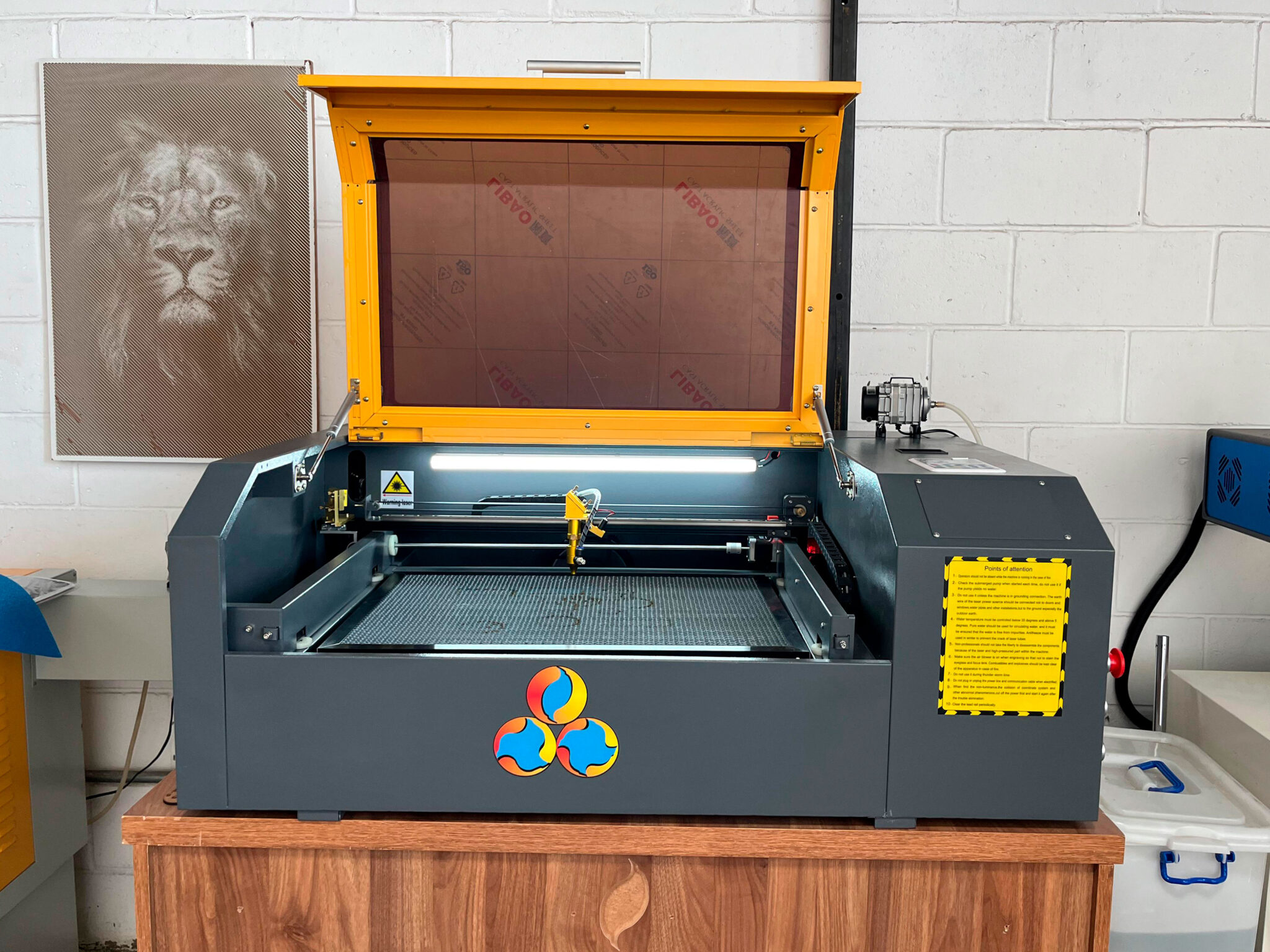Laser L6040 50W - Delta CNC